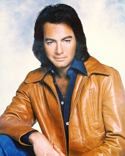 Neil Diamond- Chàng Nghệ Sĩ Soft Rock Trẻ Mãi Không Già | Đọt Chuối Non