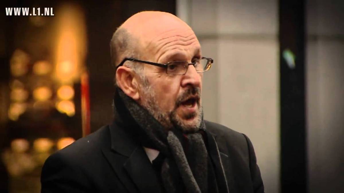 Martin Hurkens – Người đàn ông dành 35 năm làm việc như một thợ làm ...